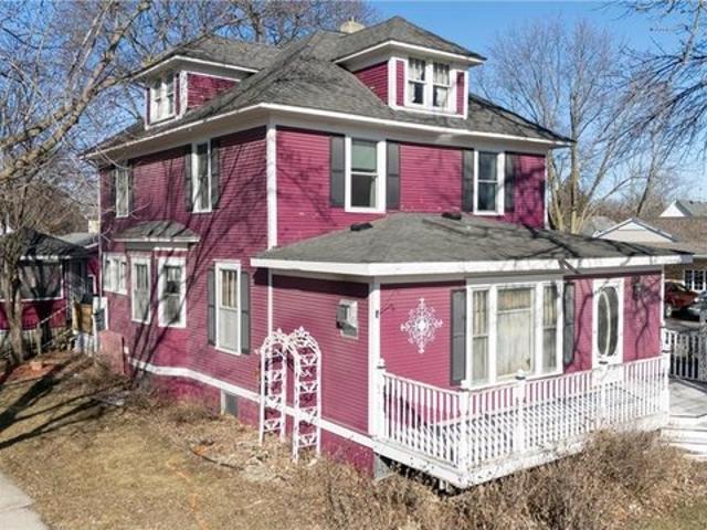 710 W Oakland Ave, Austin, MN 55912