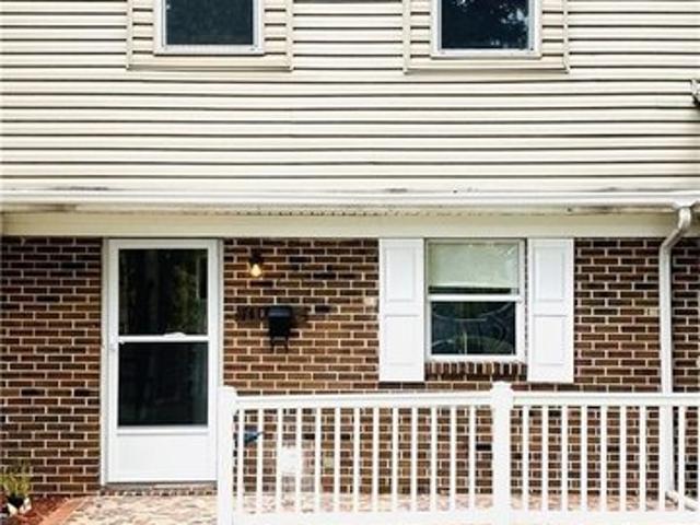 710 White Hall Ln, Virginia Beach, VA 23462