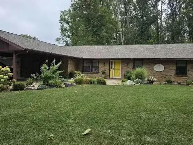 710 WILSON AVE, PRINCETON, IN 47670 Single Family Residence Fo.
