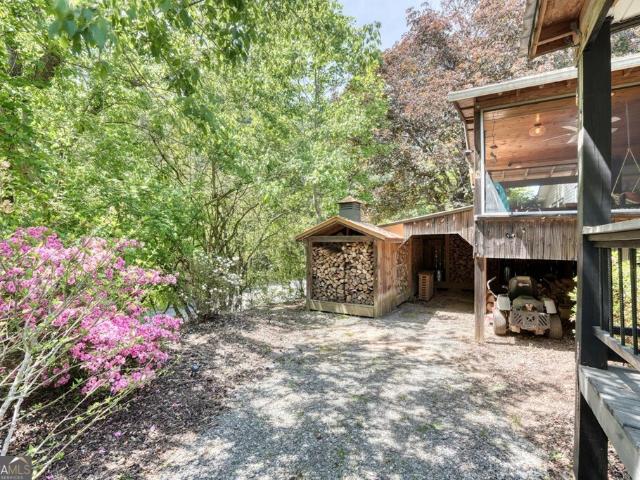 710 Town Mountain Road
