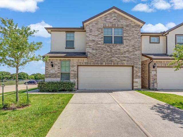 7114 Elgin St, Pearland, TX 77584