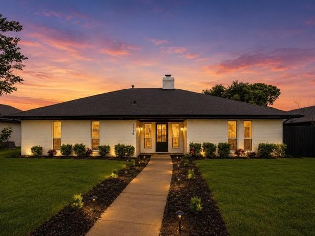 7114 Timberline Dr, Rowlett, TX 75089