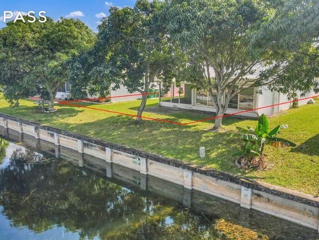 7115 NW 73rd St, Tamarac, FL