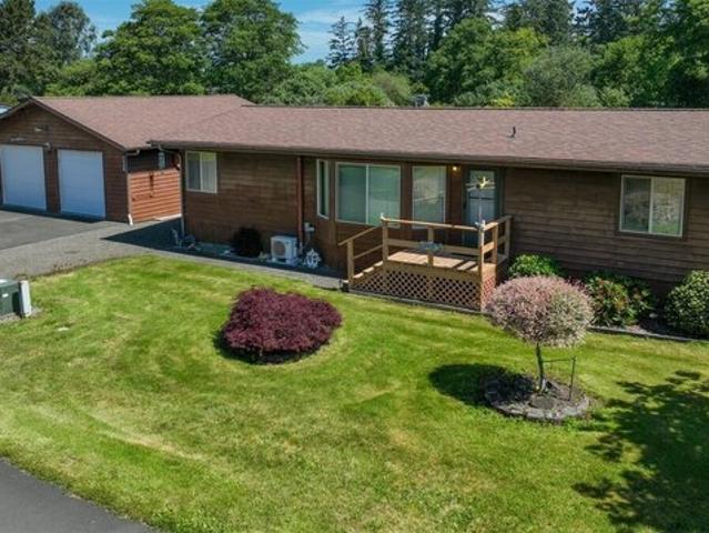 7115 Ortelius Dr, Ilwaco, WA 98624