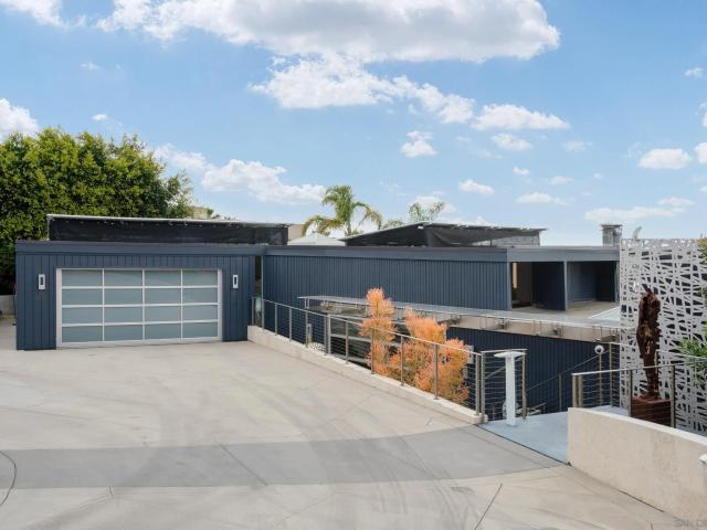 7116 Country Club Drive