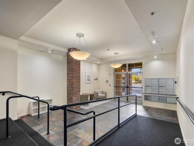 7116 Greenwood Avenue N # 305