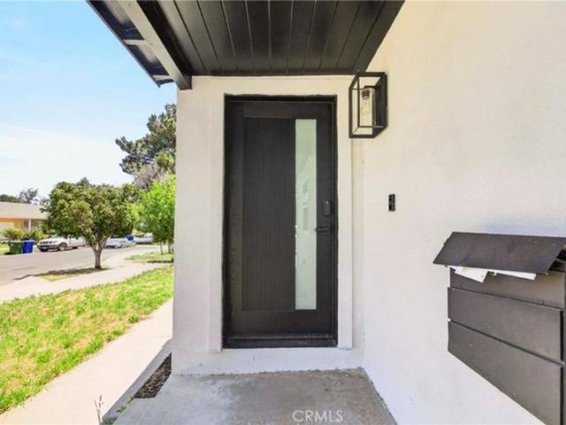 7117 Natick Ave, Van Nuys, CA 91405