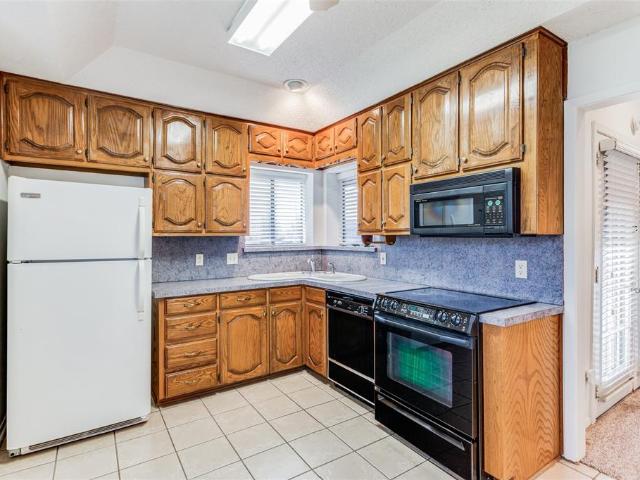7117 Fuller Circle