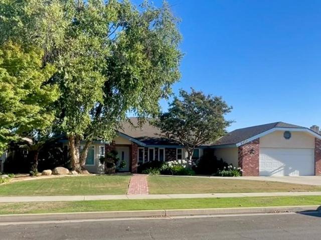 7117 Luke Ave, Bakersfield, CA 93308
