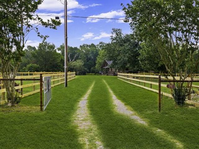 7117 Private Road 3175, Buffalo, TX 75831