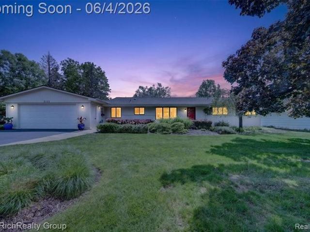 7117 Ward Eagle Dr, West Bloomfield Township, MI 48322