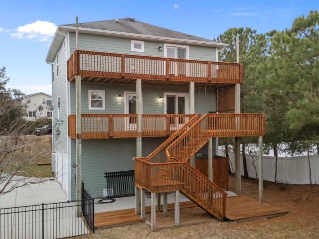 7118 Archers Creek Drive