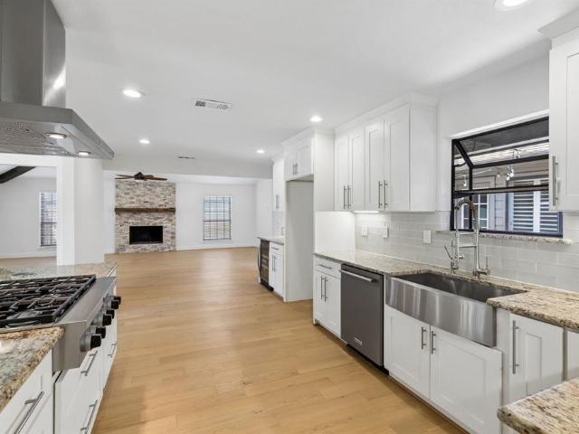 7118 Canongate Drive