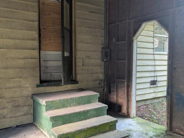 7118 Deskins Rd