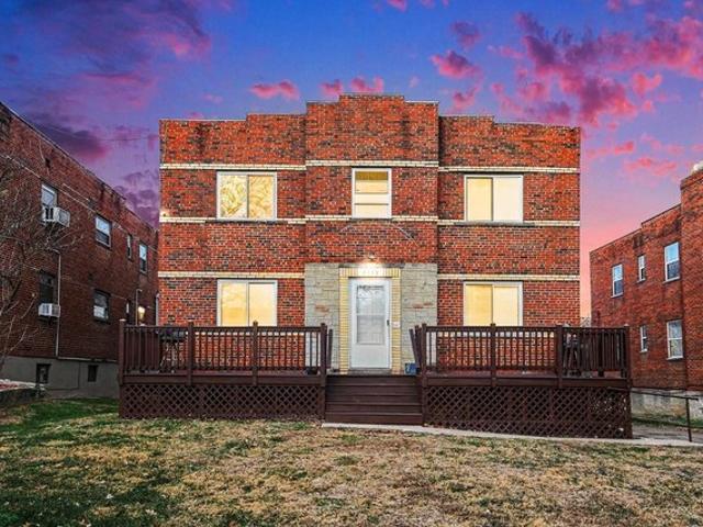 7119 Eastlawn Dr, Cincinnati, OH 45237