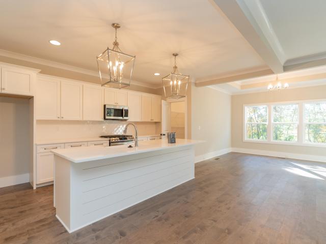 7119 Paxton Circle