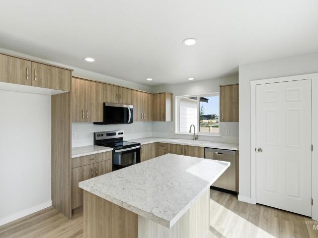 7110 E Kilkenny Ct