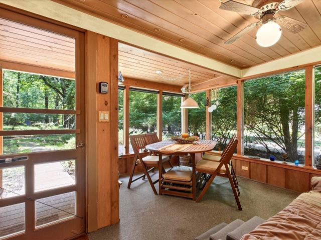 7110 Horseshoe Drive