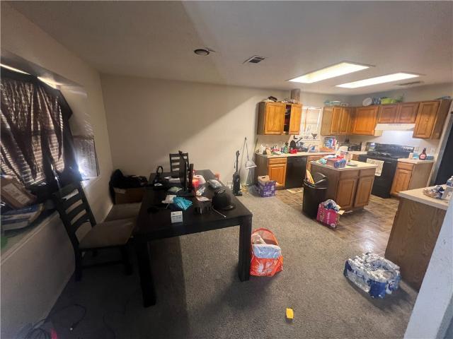 7110 Laramie