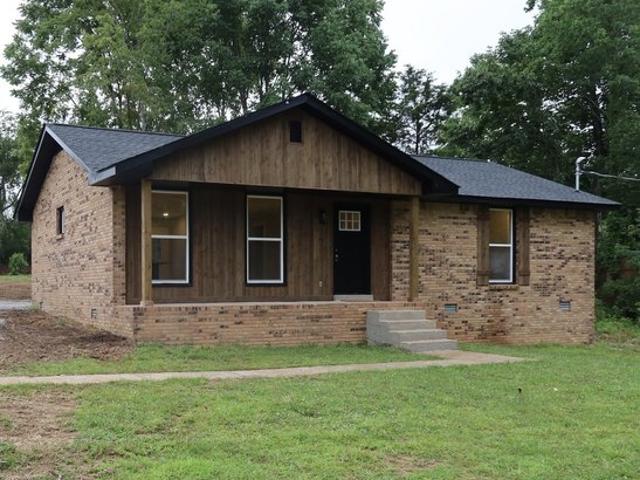 7110 Robinson Dr, Fairview, TN 37062