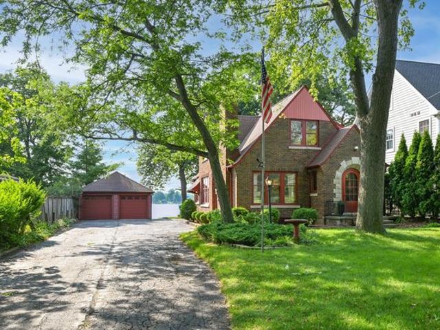7110 S Loomis Rd, Norway, WI 53185