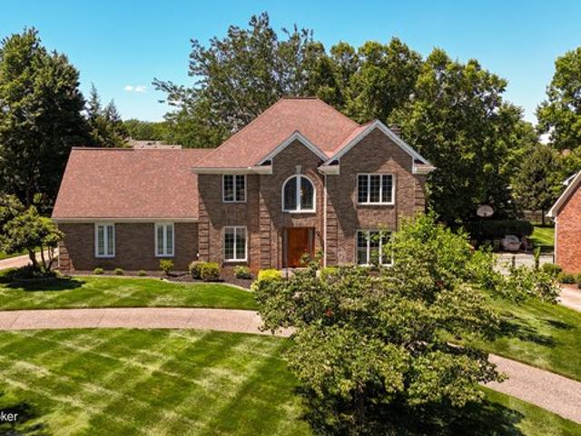7110 Wood Briar Rd, Louisville, KY 40241