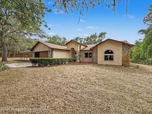 7111 Ricker Ave, Webster, FL 33597