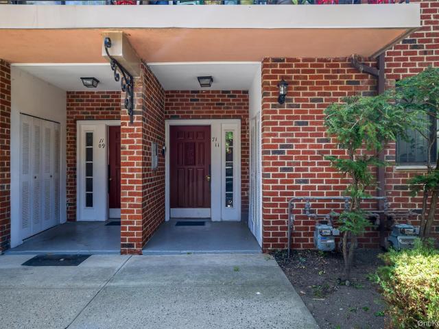 7111 Sutton Place 3