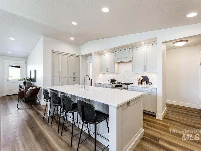 7111 S Cascabel Lane