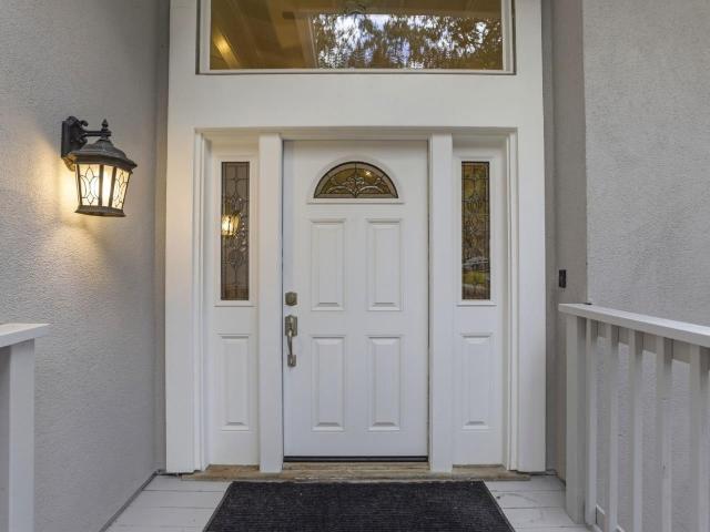 7111 Wooded Lake Drive