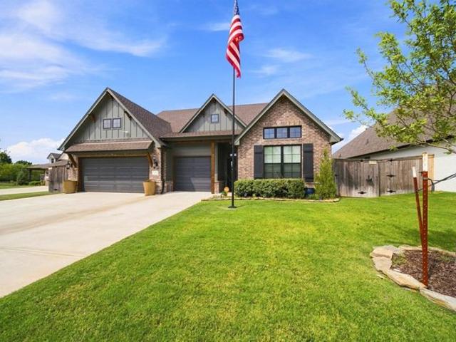 7112 E Queens St, Broken Arrow, OK 74014