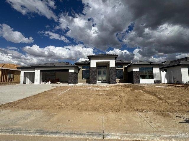 7112 Healthland Dr, Bakersfield, CA 93314