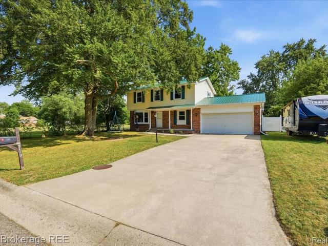 7112 Popplewood Drive