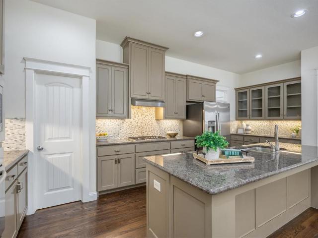 7112 Ripley Street