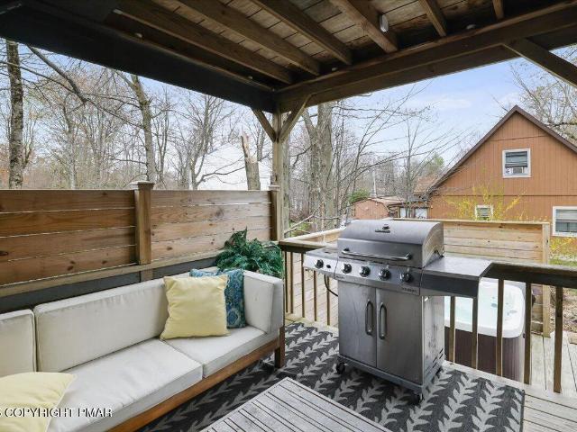 7112 Robinwood Drive