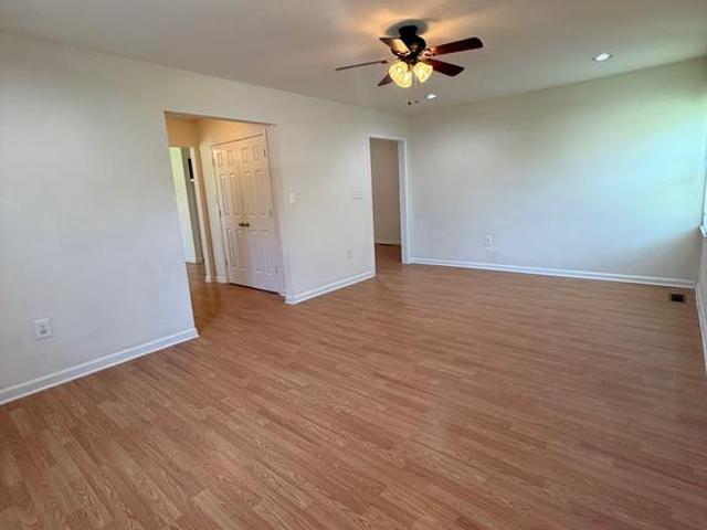 7112 Sharon Road