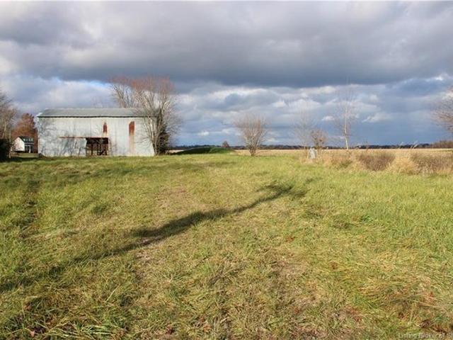 7113 New Washington Beth Rd, New Washington, IN 47111