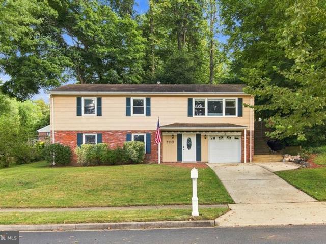 7113 Galgate Dr, Springfield, VA 22152