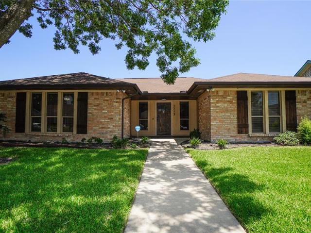 7113 Ridgeview Drive