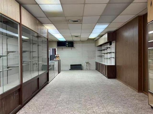 7113 18th Avenue | Compass