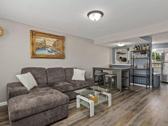 711 3rd St Apt F1, Windsor, CO 80550