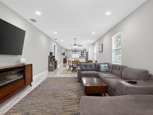 711 28th Ave S, St. Petersburg, FL 33705 | MLS #TB8488