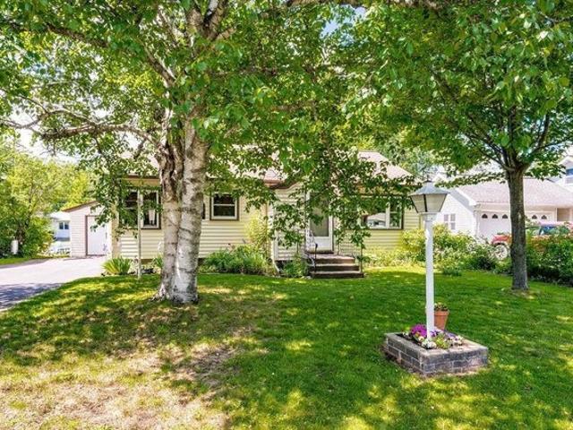 711 28th St, Cloquet, MN 55720