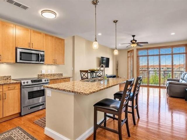711 Cosmopolitan Dr NE Unit 403, Atlanta, GA 30324