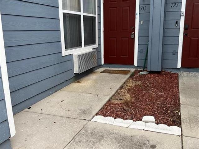 711 Caribbean Dr, Unit MAIN, Davenport, FL 33897 | MLS #O6293
