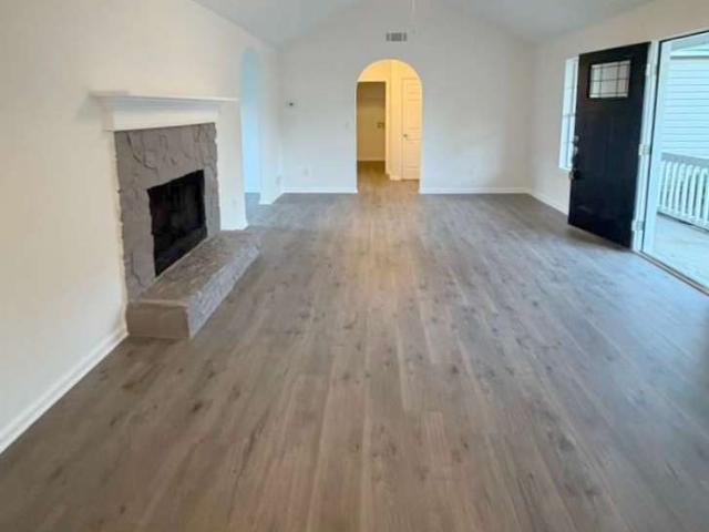 711 Cloverdale Drive