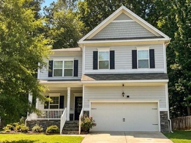 711 Creekside Dr, Sanford, NC 27330