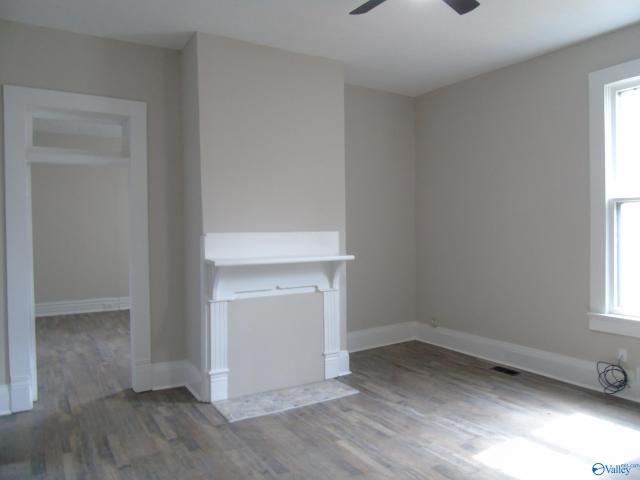 711 Cross Street