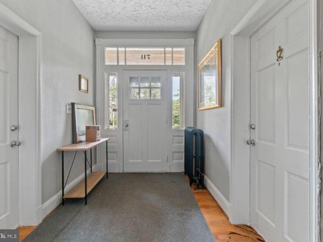 711 Gladstone Avenue