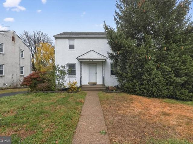 711 Grant Ave, Willow Grove, PA 19090